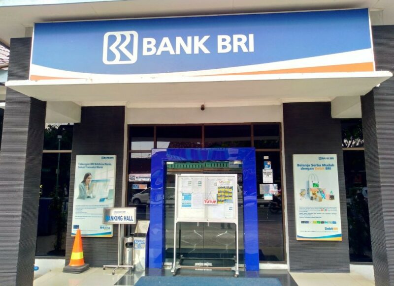 Cara Pinjam Modal Usaha di Bank BRI (+ Jenis & Syaratnya)